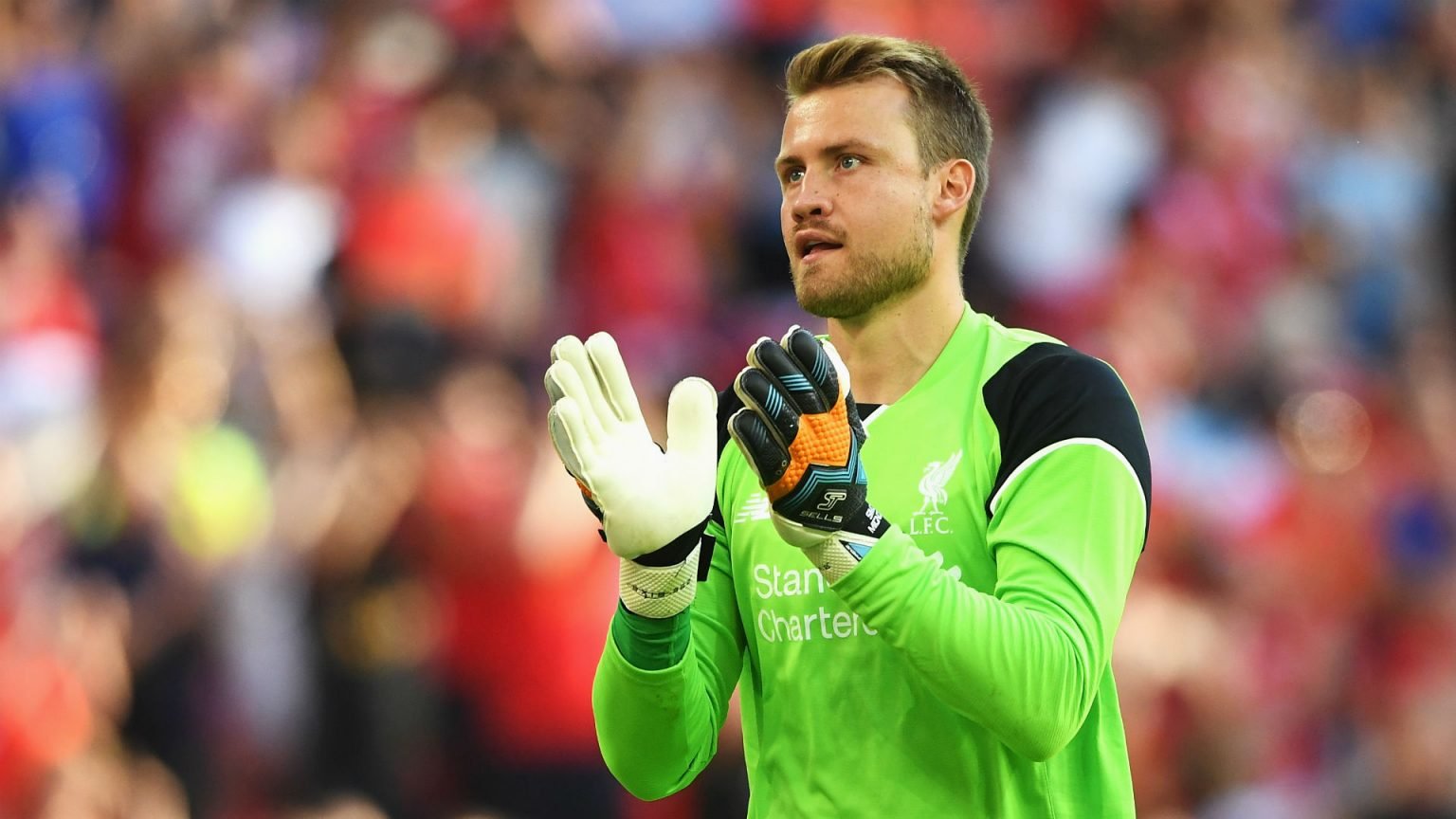 Former Liverpool keeper hangs up his gloves after 20 years